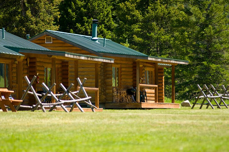 Riverfront Cabin Rentals in Big Sky, Montana | 320 Guest Ranch